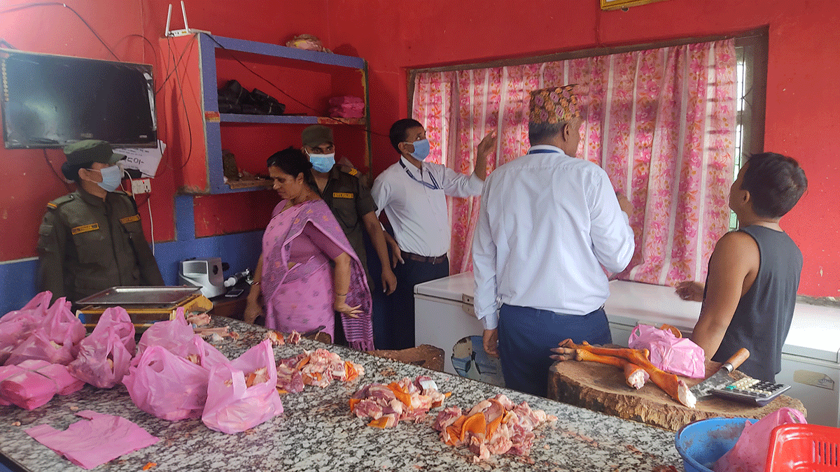 बुटवलका मासु पसलबाट अखाद्य वस्तु बरामद- लुम्बिनी - कान्तिपुर समाचार