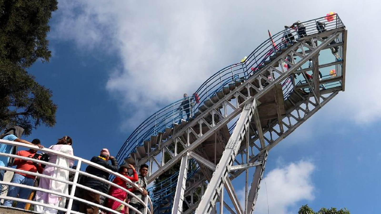 सिसामा बसेर दृश्यावलोकन- अर्थ / वाणिज्य - कान्तिपुर समाचार