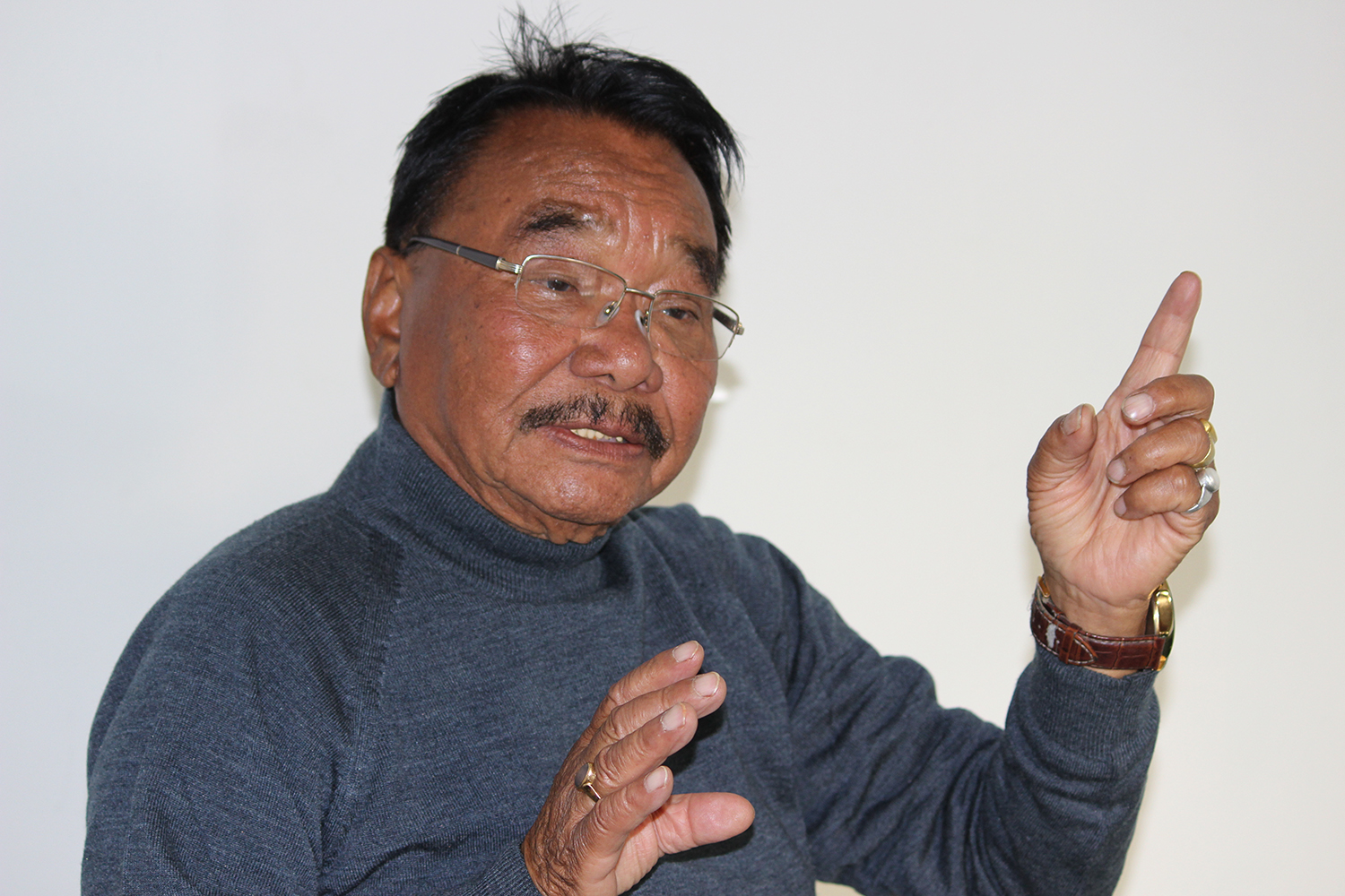 निभ्यो ‘परालको आगो’- समाचार - कान्तिपुर समाचार