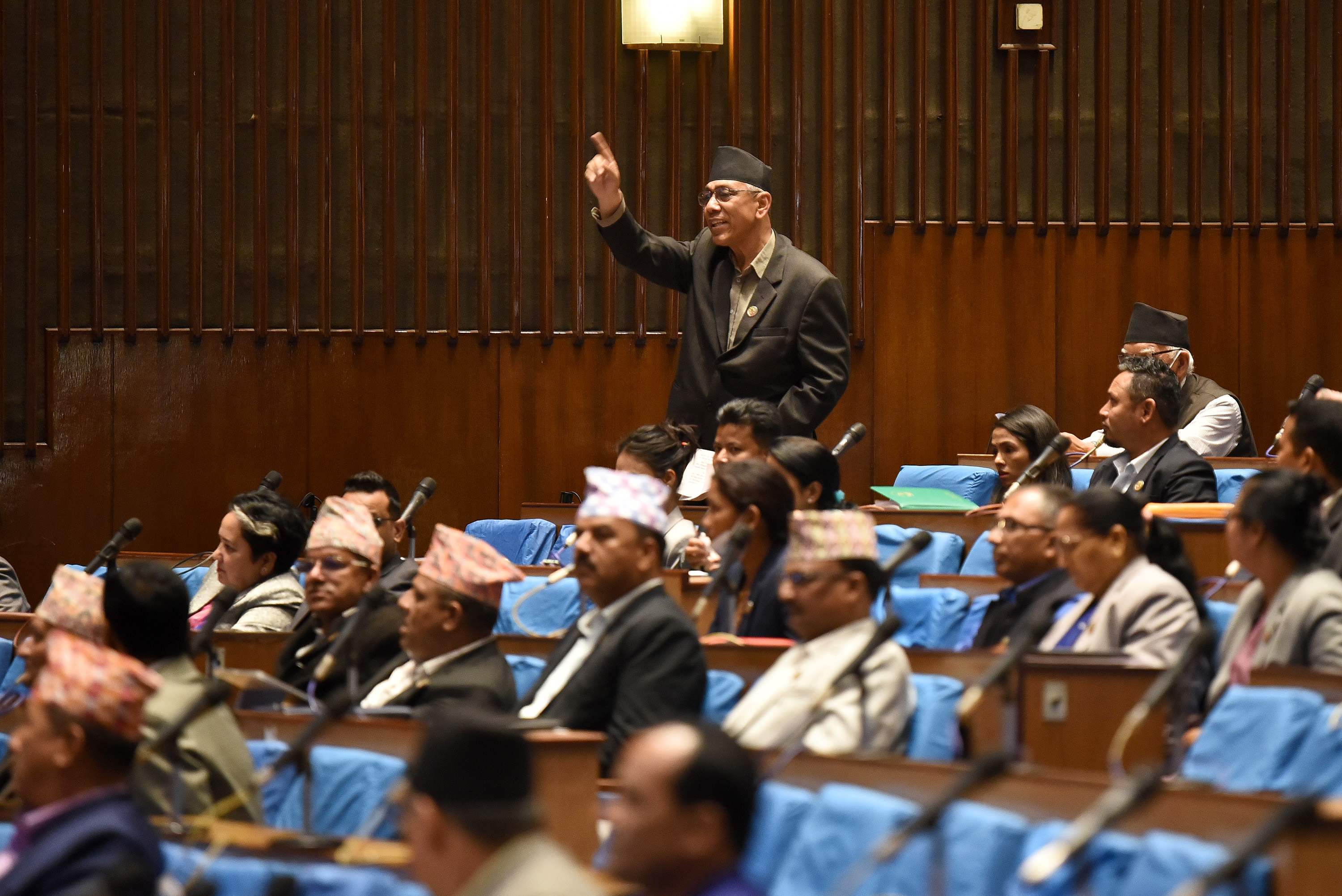 एक्ला सुवालका ७६ सवाल- समाचार - कान्तिपुर समाचार